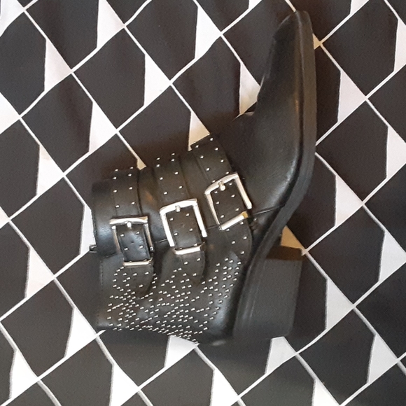 Indigo | Shoes | Indigo Rd Black And Silver Studded Ankle Boots 6m ...